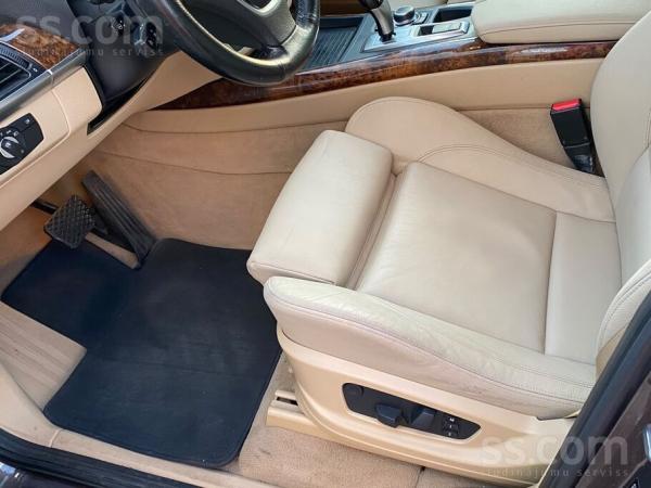 Brūns BMW X5 2011 Rīga, ar dzinēja tilpumu 3.00 L un nobraukumu 285 tūkst. km par 9800 €, foto 8 vietnē AUTOMOTO.COM.LV