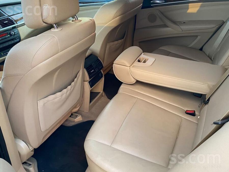 Brūns BMW X5 2011 Rīga, ar dzinēja tilpumu 3.00 L un nobraukumu 285 tūkst. km par 9800 €, foto 12 vietnē AUTOMOTO.COM.LV