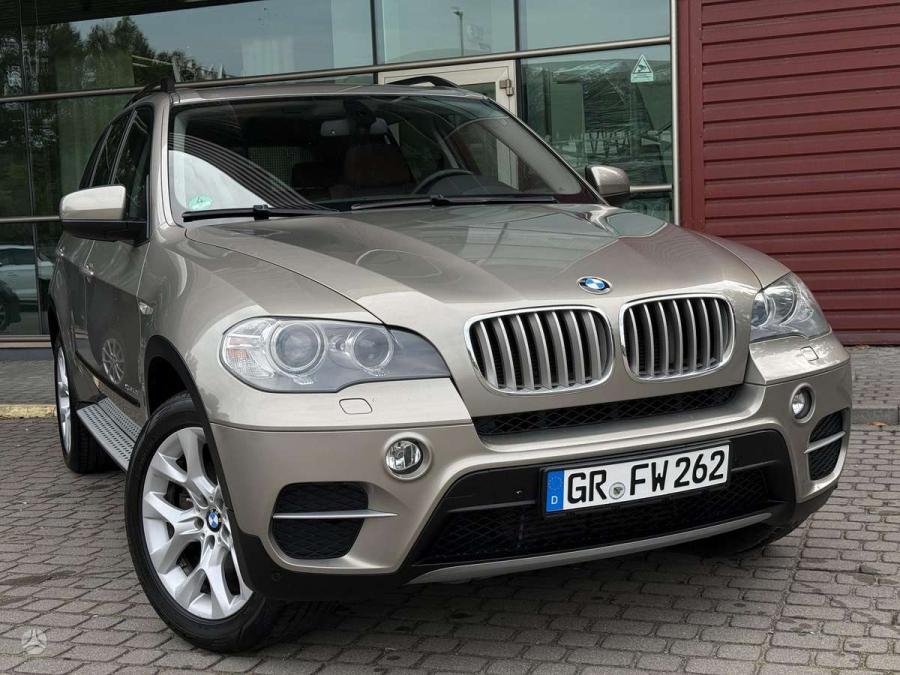 Brown BMW X5 2011 in Klaipeda, with an engine capacity of 2.99 L and mileage of 248 thousand km for 11900 €, photo 1 on AUTOMOTO.COM.LV