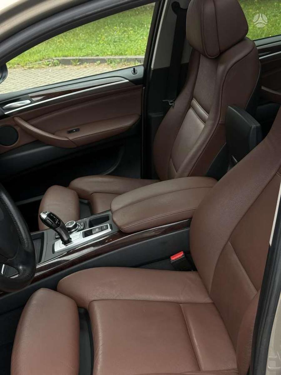 Brown BMW X5 2011 in Klaipeda, with an engine capacity of 2.99 L and mileage of 248 thousand km for 11900 €, photo 30 on AUTOMOTO.COM.LV