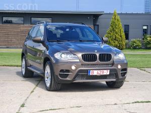 Brown BMW X5 2011 in Riga, with an engine capacity of 3.00 L and mileage of 280 thousand km for 12590 €, photo 7 on AUTOMOTO.COM.LV