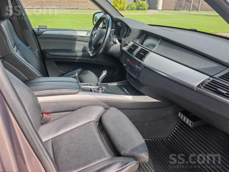 Brūns BMW X5 2011 Rīga, ar dzinēja tilpumu 3.00 L un nobraukumu 280 tūkst. km par 11990 €, foto 15 vietnē AUTOMOTO.COM.LV