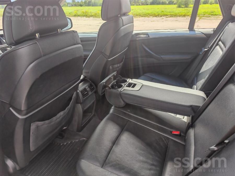 Brūns BMW X5 2011 Rīga, ar dzinēja tilpumu 3.00 L un nobraukumu 280 tūkst. km par 11990 €, foto 22 vietnē AUTOMOTO.COM.LV