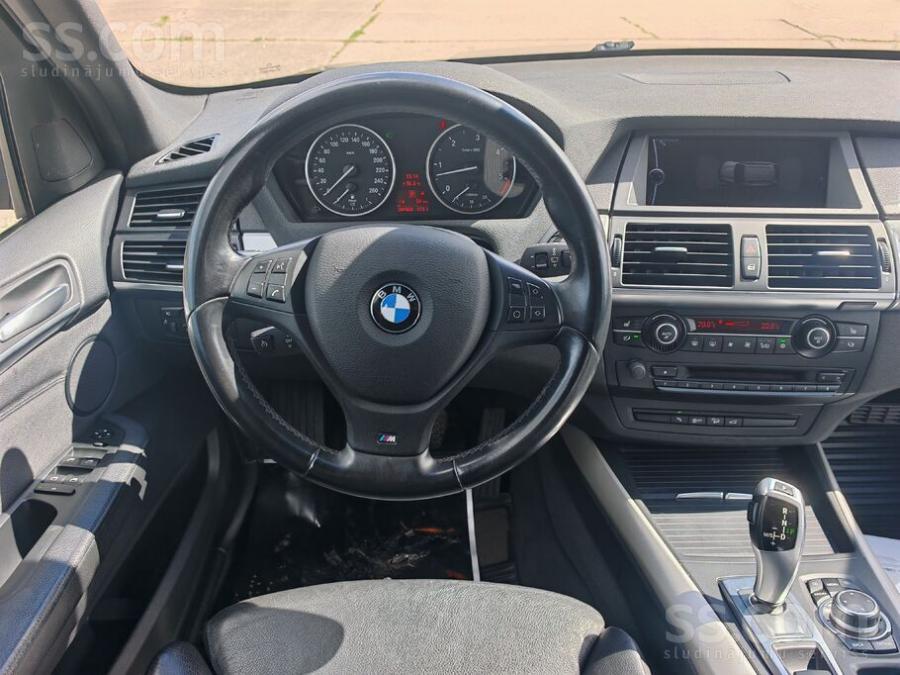 Brūns BMW X5 2011 Rīga, ar dzinēja tilpumu 3.00 L un nobraukumu 280 tūkst. km par 11990 €, foto 23 vietnē AUTOMOTO.COM.LV