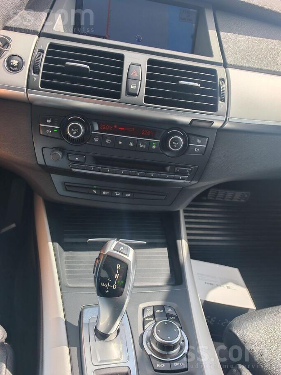 Brūns BMW X5 2011 Rīga, ar dzinēja tilpumu 3.00 L un nobraukumu 280 tūkst. km par 11990 €, foto 31 vietnē AUTOMOTO.COM.LV