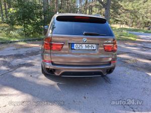 Brūns BMW X5 2011 Tallina, ar dzinēja tilpumu 3.00 L un nobraukumu 284 tūkst. km par 12000 €, foto 4 vietnē AUTOMOTO.COM.LV