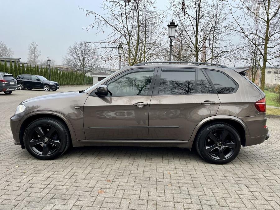 Brūns BMW X5 2012 Šauļi, ar dzinēja tilpumu 3.00 L un nobraukumu 316 tūkst. km par 7000 €, foto 16 vietnē AUTOMOTO.COM.LV