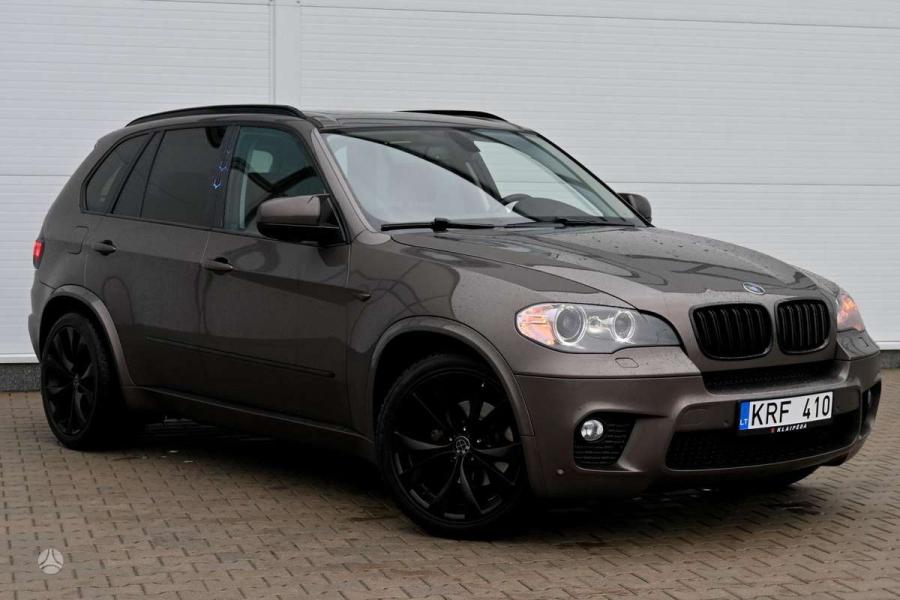 Brūns BMW X5 2012 Kretinga, ar dzinēja tilpumu 3.50 L un nobraukumu 215 tūkst. km par 9499 €, foto 1 vietnē AUTOMOTO.COM.LV