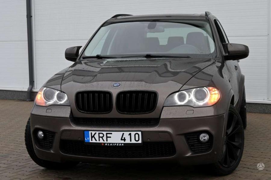 Brūns BMW X5 2012 Kretinga, ar dzinēja tilpumu 3.50 L un nobraukumu 215 tūkst. km par 9499 €, foto 2 vietnē AUTOMOTO.COM.LV