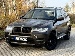 Brown BMW X5 2012 in Kaunas, with an engine capacity of 2.99 L and mileage of 299 thousand km for 12500 €, photo  on AUTOMOTO.COM.LV