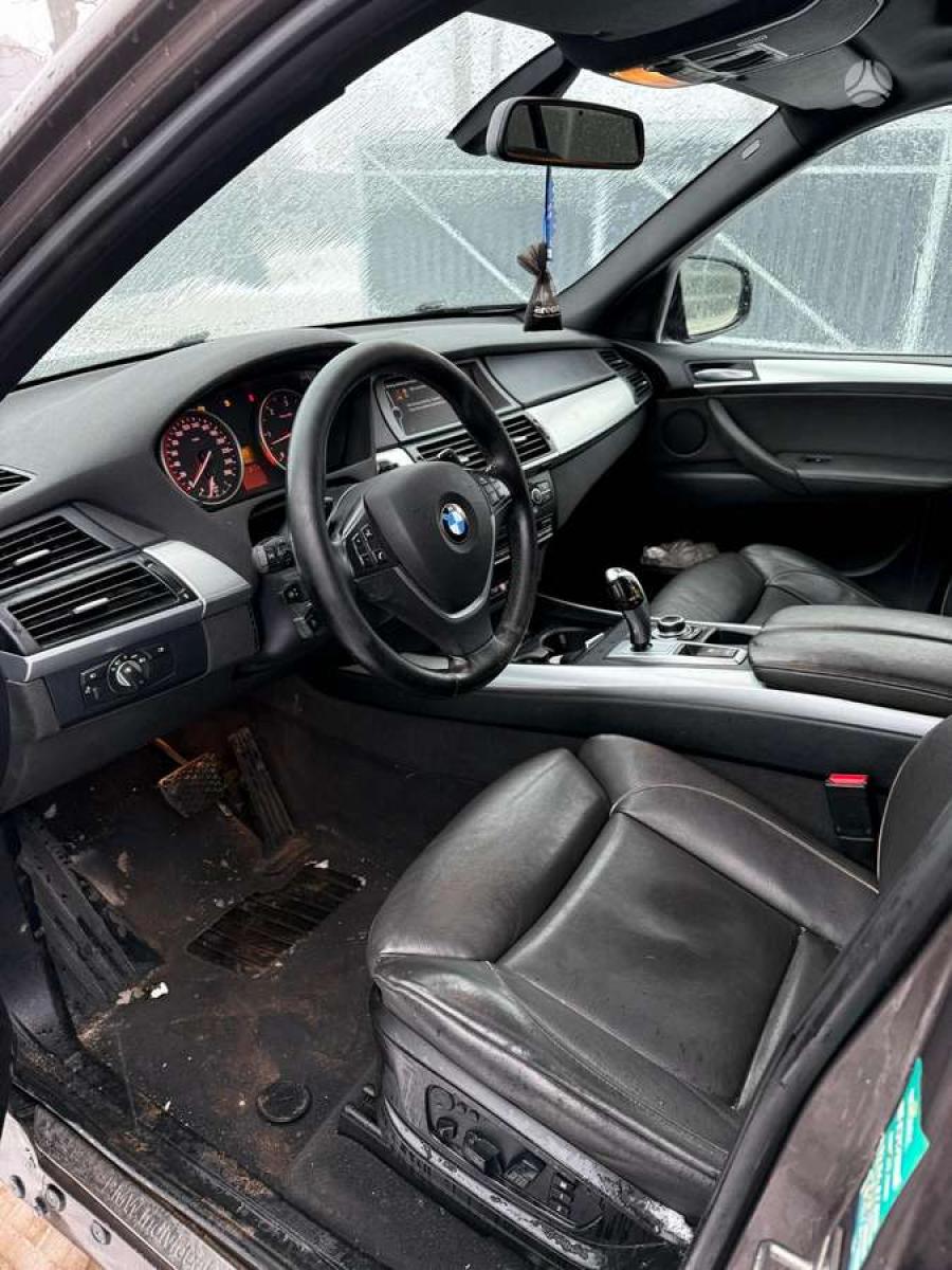 Brūns BMW X5 2012 Marijampole, ar dzinēja tilpumu 2.99 L un nobraukumu 337 tūkst. km par 5750 €, foto 8 vietnē AUTOMOTO.COM.LV