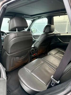 Brūns BMW X5 2012 Marijampole, ar dzinēja tilpumu 2.99 L un nobraukumu 337 tūkst. km par 5750 €, foto 13 vietnē AUTOMOTO.COM.LV