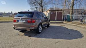 Brūns BMW X5 2012 Marijampole, ar dzinēja tilpumu 3.00 L un nobraukumu 310 tūkst. km par 9300 €, foto 7 vietnē AUTOMOTO.COM.LV