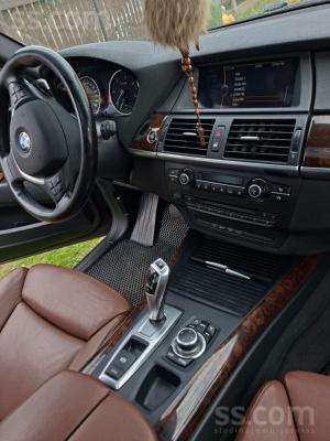 Brūns BMW X5 2012 Jēkabpils, ar dzinēja tilpumu 3.00 L un nobraukumu 198 tūkst. km par 15000 €, foto 10 vietnē AUTOMOTO.COM.LV