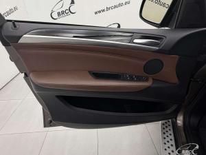 Brown BMW X5 2012 in Vilnius, with an engine capacity of 2.99 L and mileage of 301 thousand km for 10099 €, photo 22 on AUTOMOTO.COM.LV