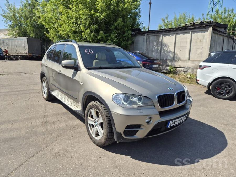 Brūns BMW X5 2012 Rīga, ar dzinēja tilpumu 3.00 L un nobraukumu 233 tūkst. km par 10490 €, foto 3 vietnē AUTOMOTO.COM.LV