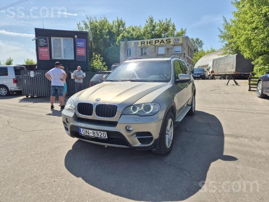 Brūns BMW X5 2012 Rīga, ar dzinēja tilpumu 3.00 L un nobraukumu 233 tūkst. km par 10490 €, foto 5 vietnē AUTOMOTO.COM.LV