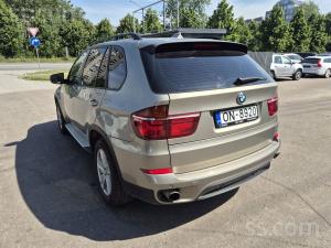 Brūns BMW X5 2012 Rīga, ar dzinēja tilpumu 3.00 L un nobraukumu 233 tūkst. km par 10490 €, foto 9 vietnē AUTOMOTO.COM.LV