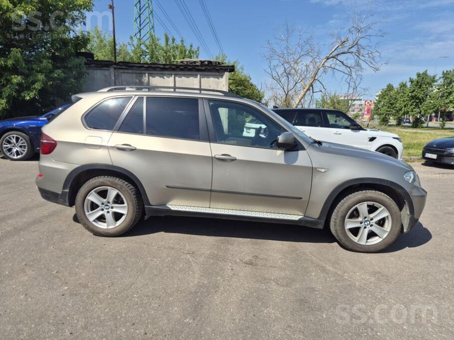 Brūns BMW X5 2012 Rīga, ar dzinēja tilpumu 3.00 L un nobraukumu 233 tūkst. km par 10490 €, foto 10 vietnē AUTOMOTO.COM.LV