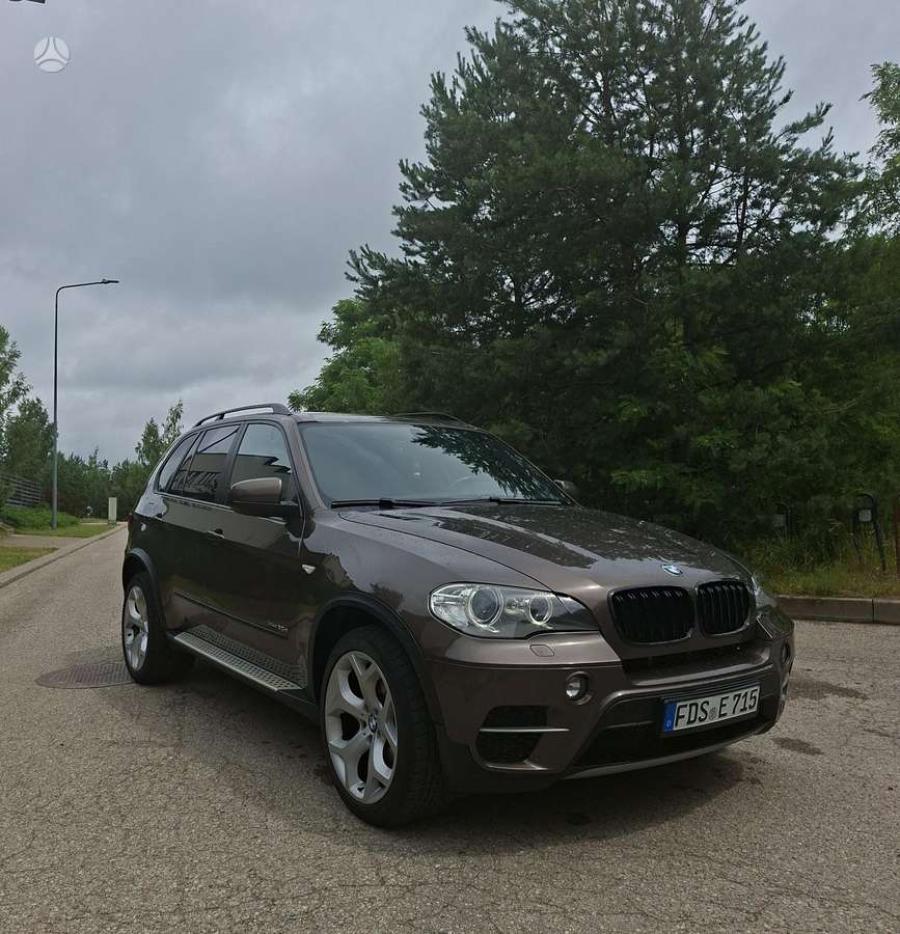 Brūns BMW X5 2012 Viļņa, ar dzinēja tilpumu 2.99 L un nobraukumu 310 tūkst. km par 11700 €, foto 6 vietnē AUTOMOTO.COM.LV
