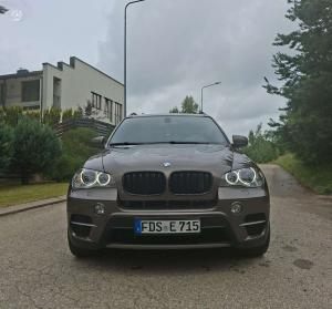 Brūns BMW X5 2012 Viļņa, ar dzinēja tilpumu 2.99 L un nobraukumu 310 tūkst. km par 11700 €, foto 10 vietnē AUTOMOTO.COM.LV