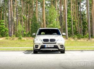 Brūns BMW X5 2012 Rīga, ar dzinēja tilpumu 3.00 L un nobraukumu 233 tūkst. km par 10490 €, foto 4 vietnē AUTOMOTO.COM.LV