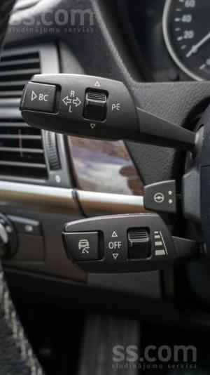 Brūns BMW X5 2012 Rīga, ar dzinēja tilpumu 3.00 L un nobraukumu 233 tūkst. km par 10490 €, foto 23 vietnē AUTOMOTO.COM.LV