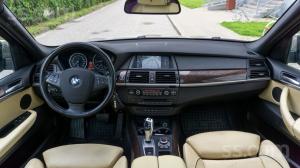 Brown BMW X5 2012 in Riga, with an engine capacity of 3.00 L and mileage of 233 thousand km for 11490 €, photo 12 on AUTOMOTO.COM.LV