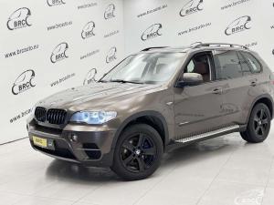 Brūns BMW X5 2012 Viļņa, ar dzinēja tilpumu 2.99 L un nobraukumu 301 tūkst. km par 9100 €, foto  vietnē AUTOMOTO.COM.LV