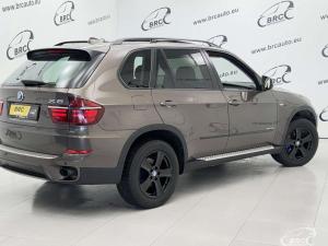 Brūns BMW X5 2012 Viļņa, ar dzinēja tilpumu 2.99 L un nobraukumu 301 tūkst. km par 9100 €, foto 4 vietnē AUTOMOTO.COM.LV