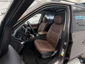 Brūns BMW X5 2012 Viļņa, ar dzinēja tilpumu 2.99 L un nobraukumu 301 tūkst. km par 9100 €, foto 25 vietnē AUTOMOTO.COM.LV