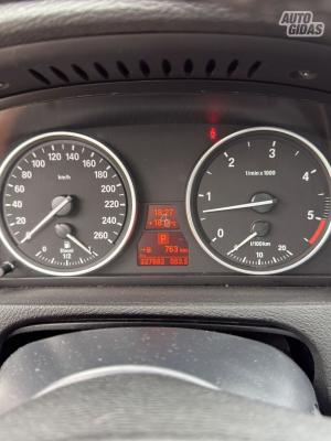 Brown BMW X5 2012 in Vilnius, with an engine capacity of 3.00 L and mileage of 227 thousand km for 9000 €, photo 30 on AUTOMOTO.COM.LV
