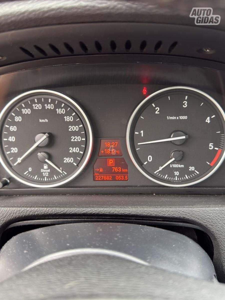 Brown BMW X5 2012 in Vilnius, with an engine capacity of 3.00 L and mileage of 227 thousand km for 9000 €, photo 30 on AUTOMOTO.COM.LV