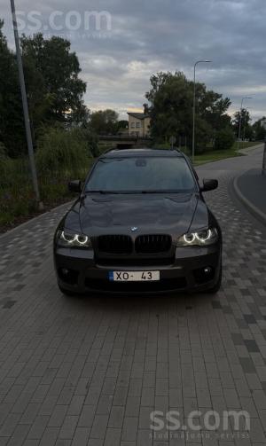 Brūns BMW X5 2012 Rēzekne, ar dzinēja tilpumu 3.00 L un nobraukumu 223 tūkst. km par 14490 €, foto  vietnē AUTOMOTO.COM.LV