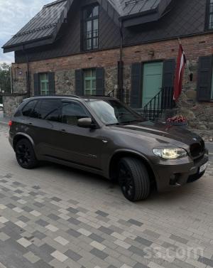Brūns BMW X5 2012 Rēzekne, ar dzinēja tilpumu 3.00 L un nobraukumu 223 tūkst. km par 14490 €, foto 4 vietnē AUTOMOTO.COM.LV