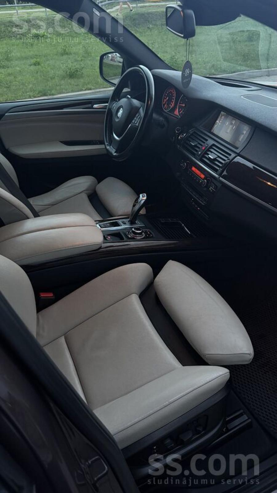 Brūns BMW X5 2012 Rēzekne, ar dzinēja tilpumu 3.00 L un nobraukumu 223 tūkst. km par 14490 €, foto 15 vietnē AUTOMOTO.COM.LV