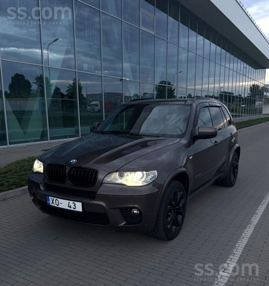 Brūns BMW X5 2012 Rēzekne, ar dzinēja tilpumu 3.00 L un nobraukumu 223 tūkst. km par 14490 €, foto 16 vietnē AUTOMOTO.COM.LV
