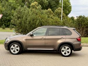 Brown BMW X5 2012 in Vilnius, with an engine capacity of 2.99 L and mileage of 295 thousand km for 8500 €, photo 8 on AUTOMOTO.COM.LV