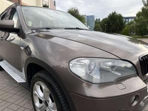 Brown BMW X5 2012 in Vilnius, with an engine capacity of 3.00 L and mileage of 285 thousand km for 7900 €, photo 12 on AUTOMOTO.COM.LV