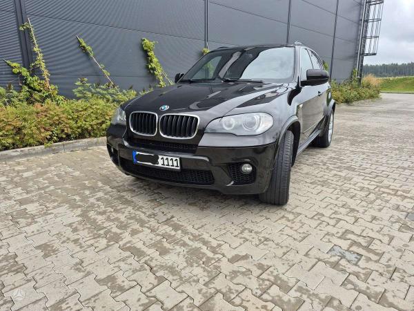 BMW X5 2012 Viļņa vietnē Brūns BMW X5 2012 Viļņa, ar dzinēja tilpumu 2.99 L un nobraukumu 239 tūkst. km par 13200 €, foto 4 vietnē AUTOMOTO.COM.LV