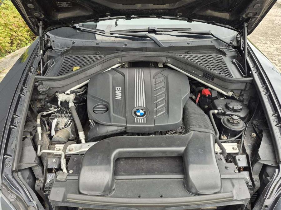 Brown BMW X5 2012 in Vilnius, with an engine capacity of 2.99 L and mileage of 239 thousand km for 13200 €, photo 15 on AUTOMOTO.COM.LV