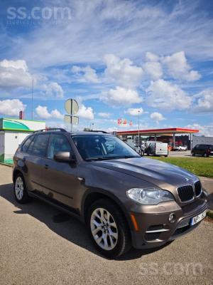 Brūns BMW X5 2012 Rīga, ar dzinēja tilpumu 3.00 L un nobraukumu 243 tūkst. km par 7900 €, foto 4 vietnē AUTOMOTO.COM.LV