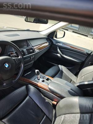 Brūns BMW X5 2012 Rīga, ar dzinēja tilpumu 3.00 L un nobraukumu 243 tūkst. km par 7900 €, foto 10 vietnē AUTOMOTO.COM.LV