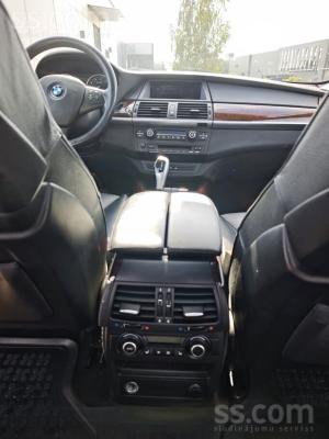 Brūns BMW X5 2012 Rīga, ar dzinēja tilpumu 3.00 L un nobraukumu 243 tūkst. km par 7900 €, foto 12 vietnē AUTOMOTO.COM.LV