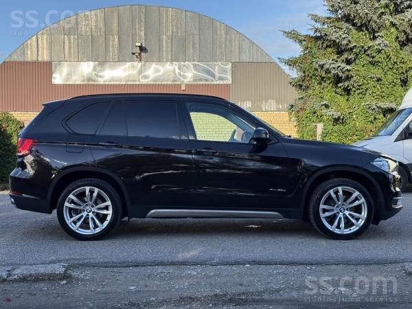 Brown BMW X5 2013 in Riga, with an engine capacity of 3.00 L and mileage of 225 thousand km for 20500 €, photo 2 on AUTOMOTO.COM.LV