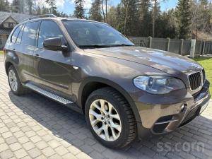Brown BMW X5 2013 in Ogre, with an engine capacity of 3.00 L and mileage of 322 thousand km for 9400 €, photo 8 on AUTOMOTO.COM.LV