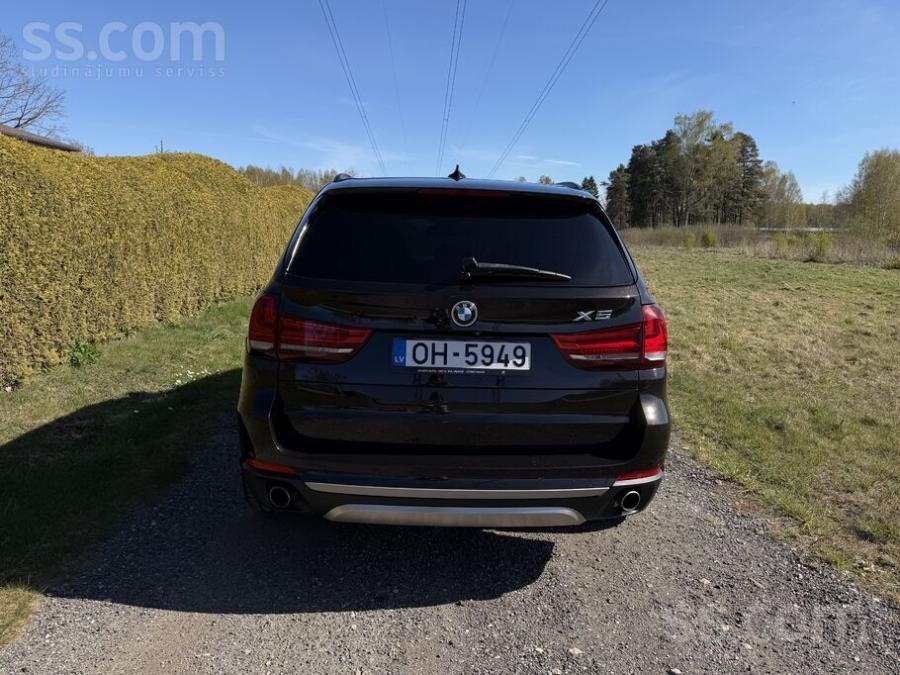 Brūns BMW X5 2013 Rīga, ar dzinēja tilpumu 3.00 L un nobraukumu 235 tūkst. km par 16990 €, foto 5 vietnē AUTOMOTO.COM.LV