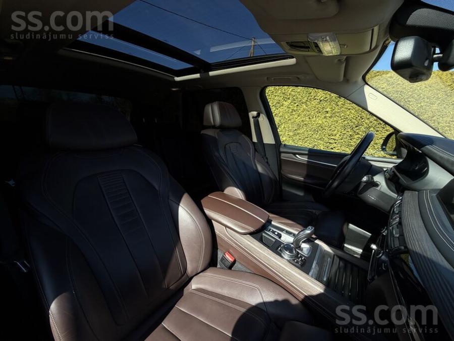 Brūns BMW X5 2013 Rīga, ar dzinēja tilpumu 3.00 L un nobraukumu 235 tūkst. km par 16990 €, foto 9 vietnē AUTOMOTO.COM.LV