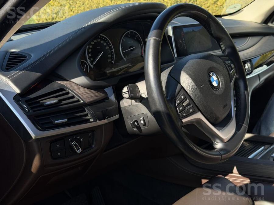 Brūns BMW X5 2013 Rīga, ar dzinēja tilpumu 3.00 L un nobraukumu 235 tūkst. km par 16990 €, foto 12 vietnē AUTOMOTO.COM.LV