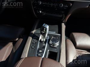 Brūns BMW X5 2013 Rīga, ar dzinēja tilpumu 3.00 L un nobraukumu 235 tūkst. km par 16990 €, foto 13 vietnē AUTOMOTO.COM.LV